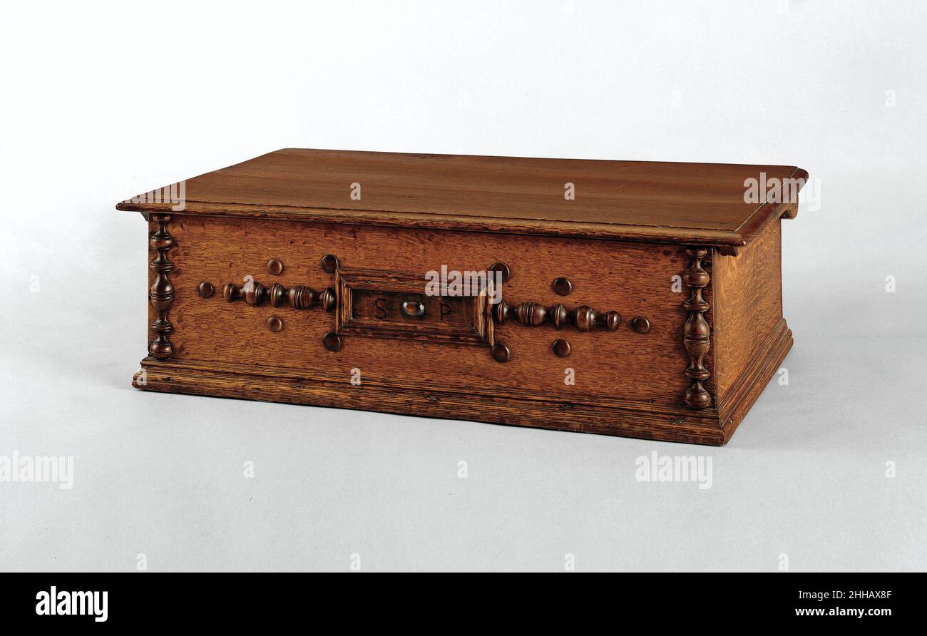 Seventeenth century boxes hi-res stock photography and images - Alamy