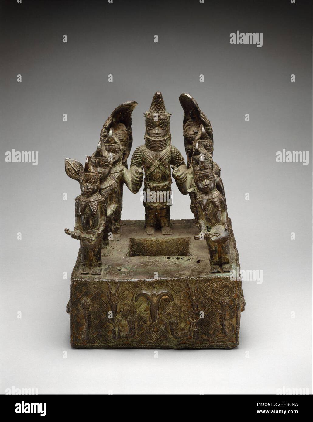 Edo queen mother hi-res stock photography and images - Alamy