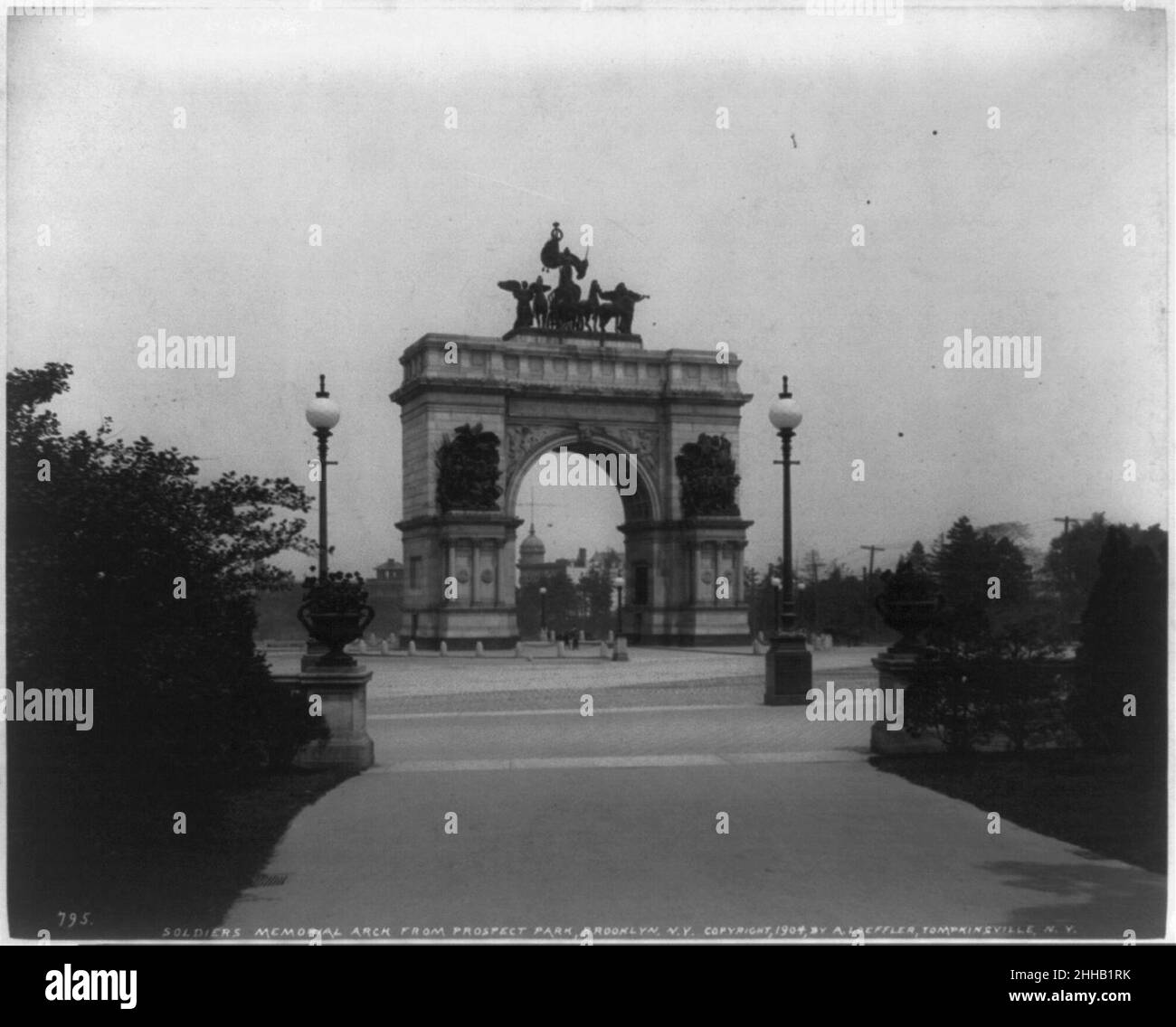 Soldiers Memorial Arch from Prospect Park, Brooklyn, N.Y Stock Photo ...
