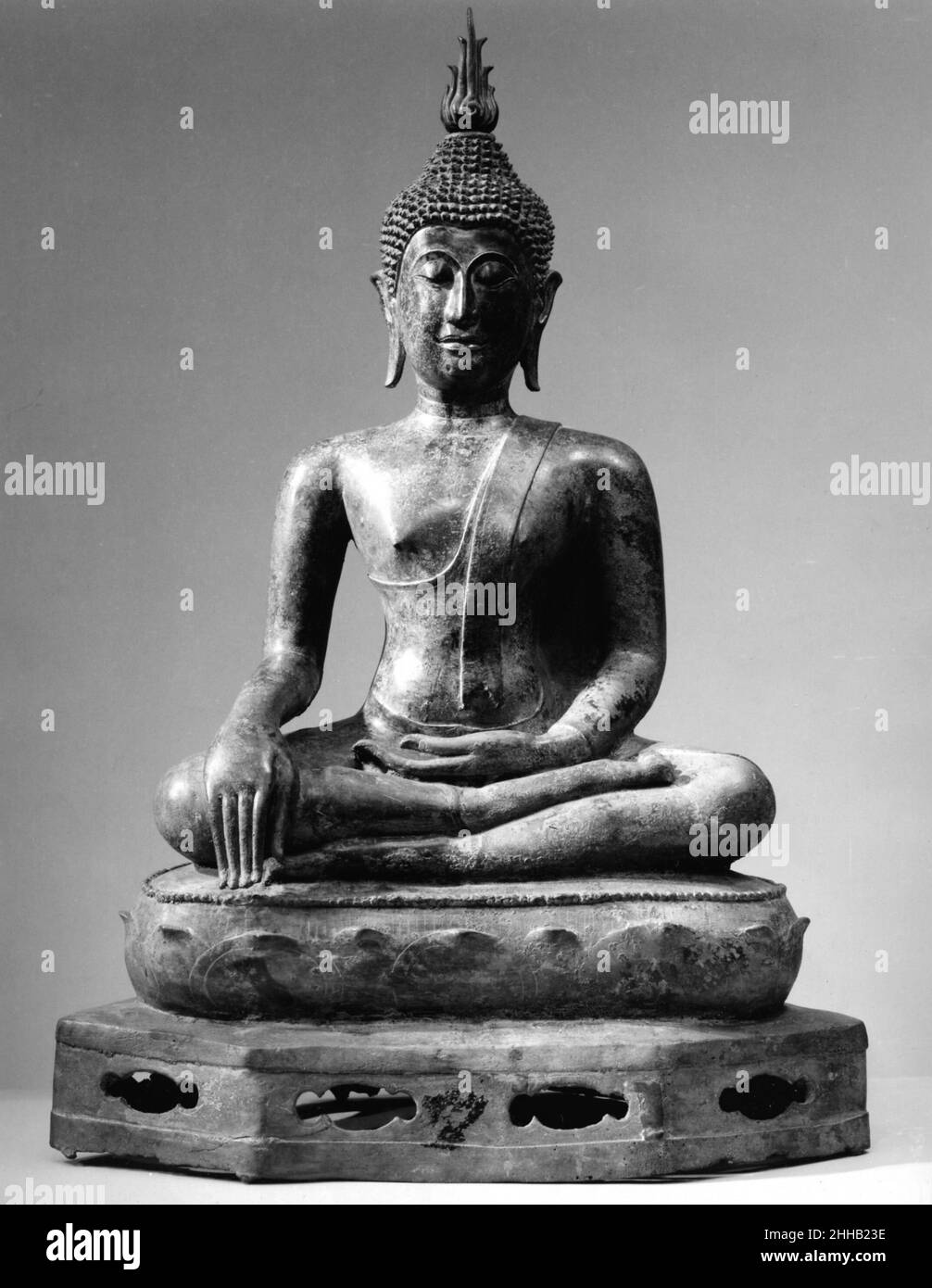 Seated Buddha 16th century Thailand. Seated Buddha 39149 Stock Photo - Alamy