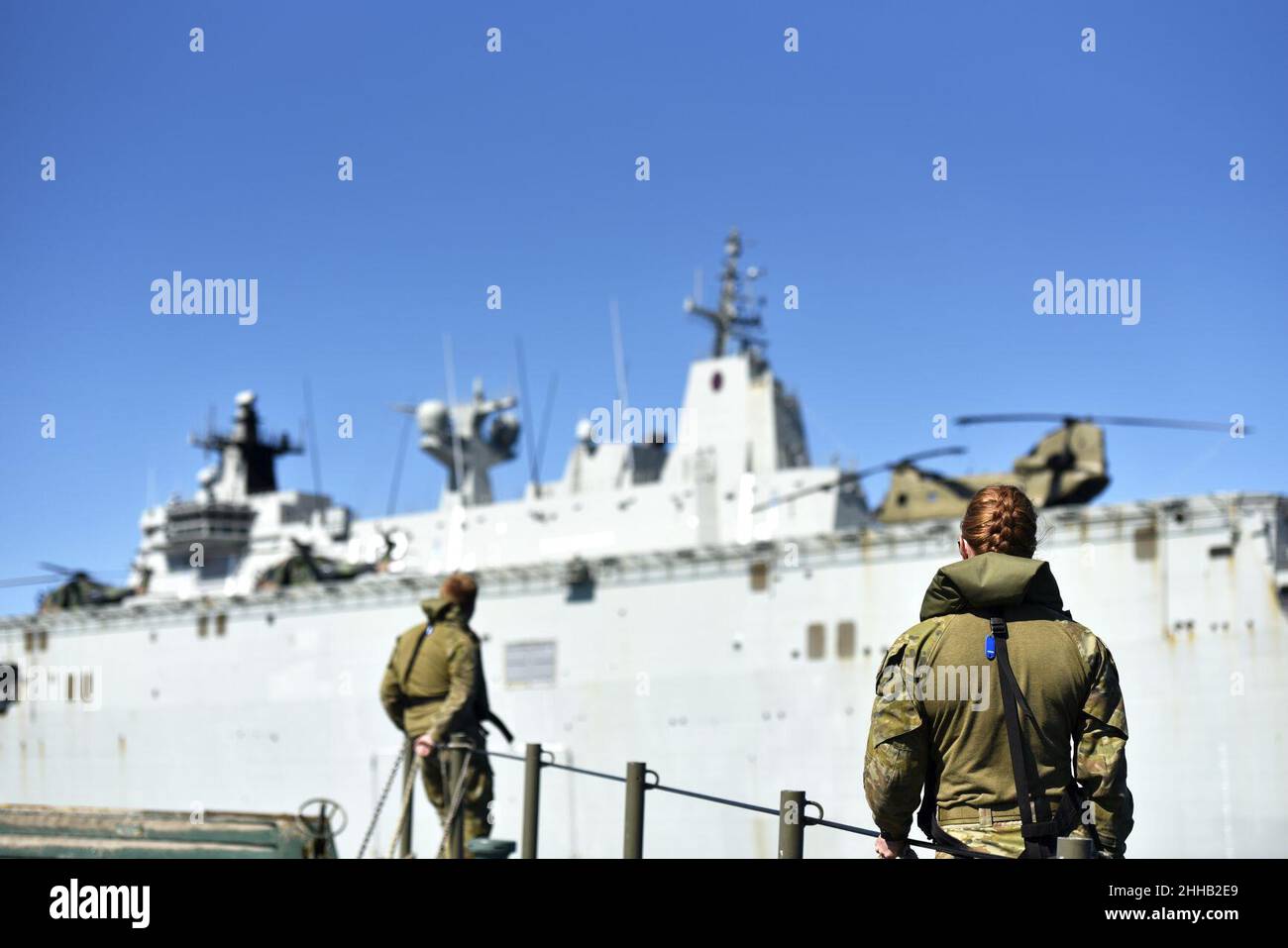 Soldiers on a landing craft approaching HMAS Canberra in June 2018 ...