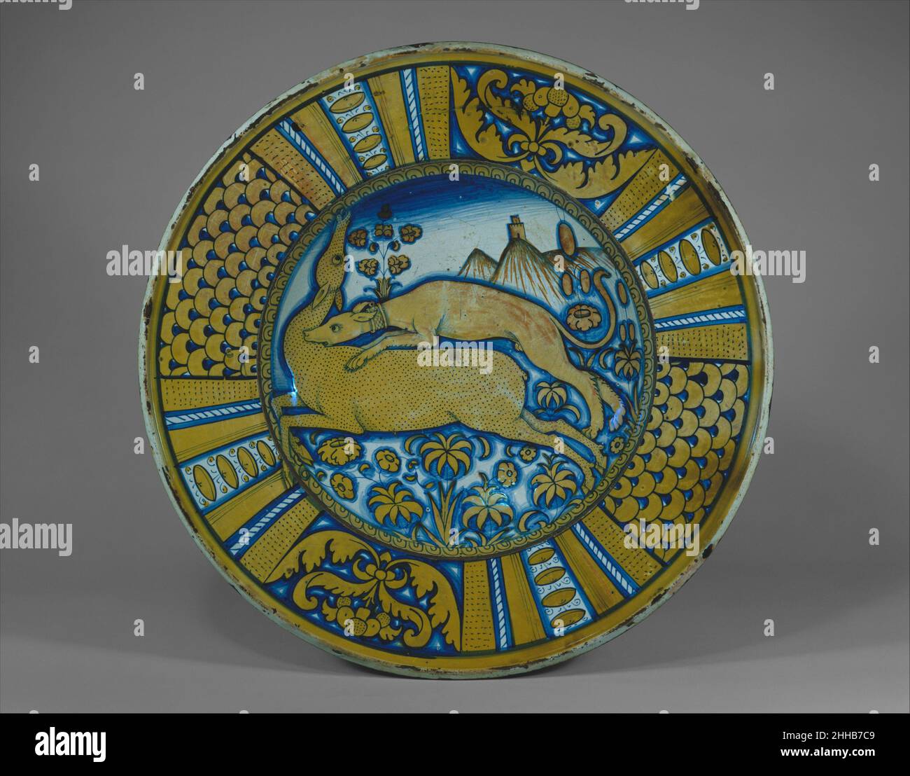 Deruta dish hi-res stock photography and images - Alamy