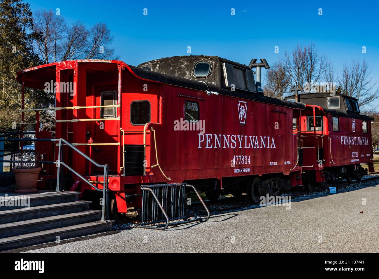 Winter caboose hi-res stock photography and images - Alamy