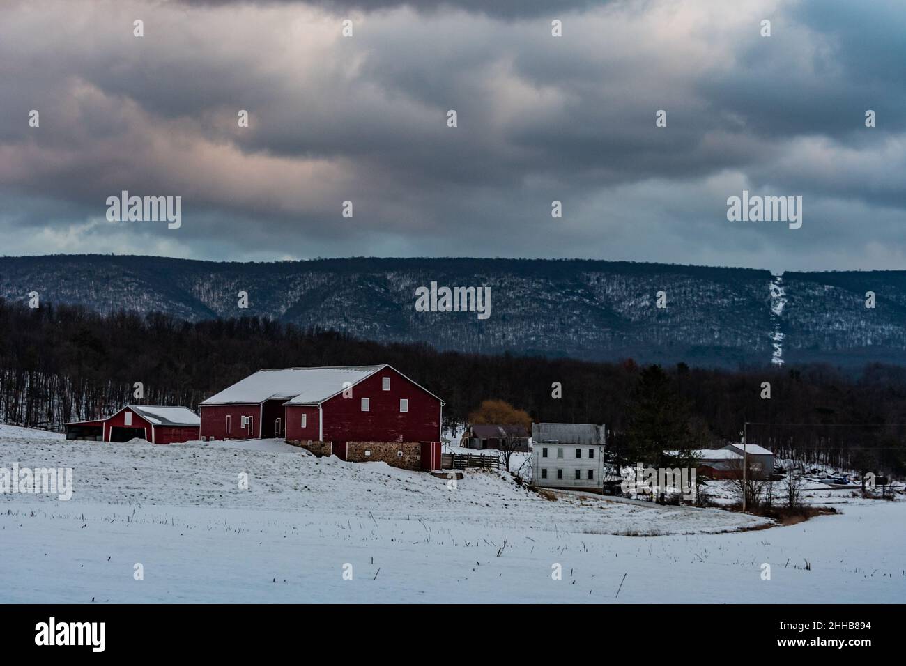Perry county farm hi-res stock photography and images - Alamy