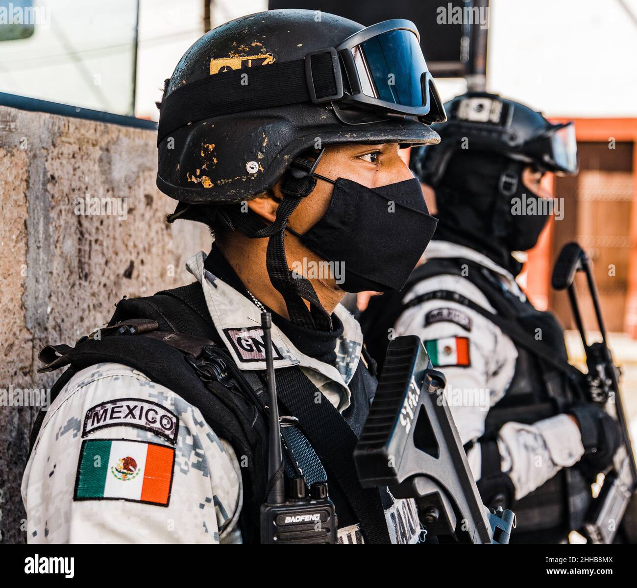 Mexico Armed Police Stock Photo - Alamy