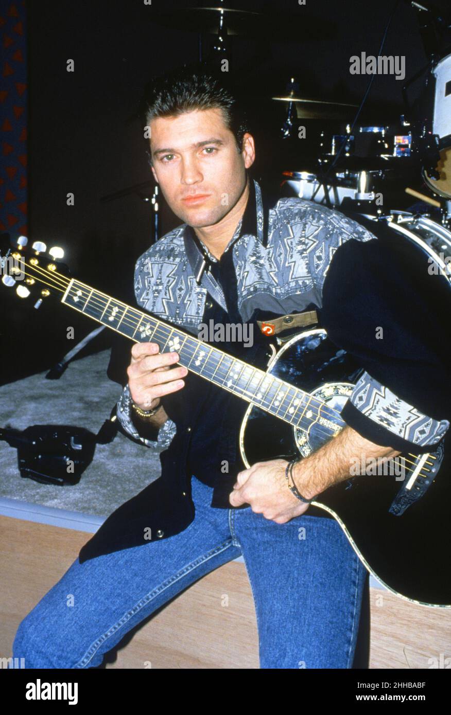 Billy Ray Cyrus backstage circa 1993 Credit: Ron Wolfson / Rock ...