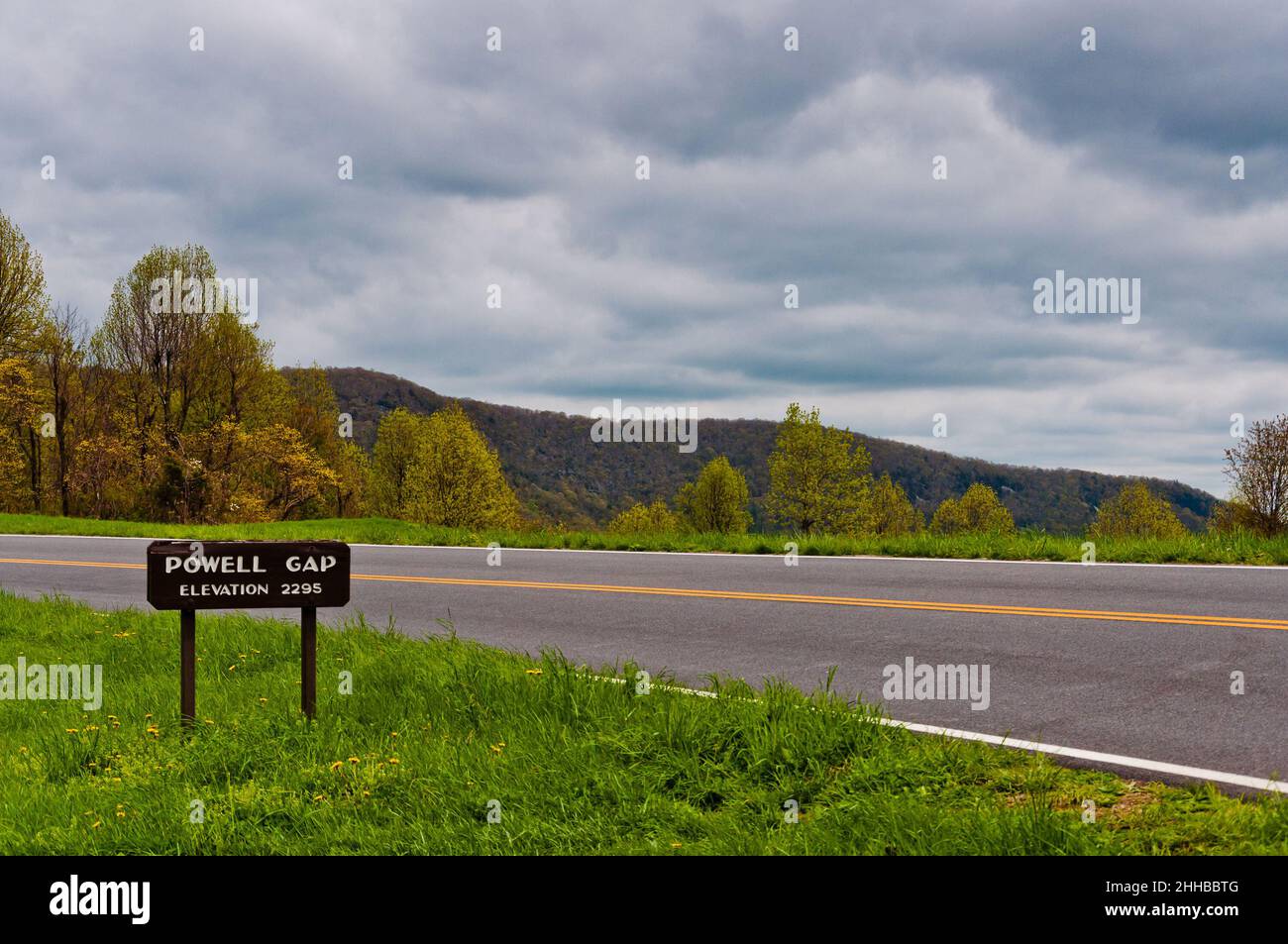 Powell Gap, Skyline Drive, Shenandoah National Park, Virginia, USA ...