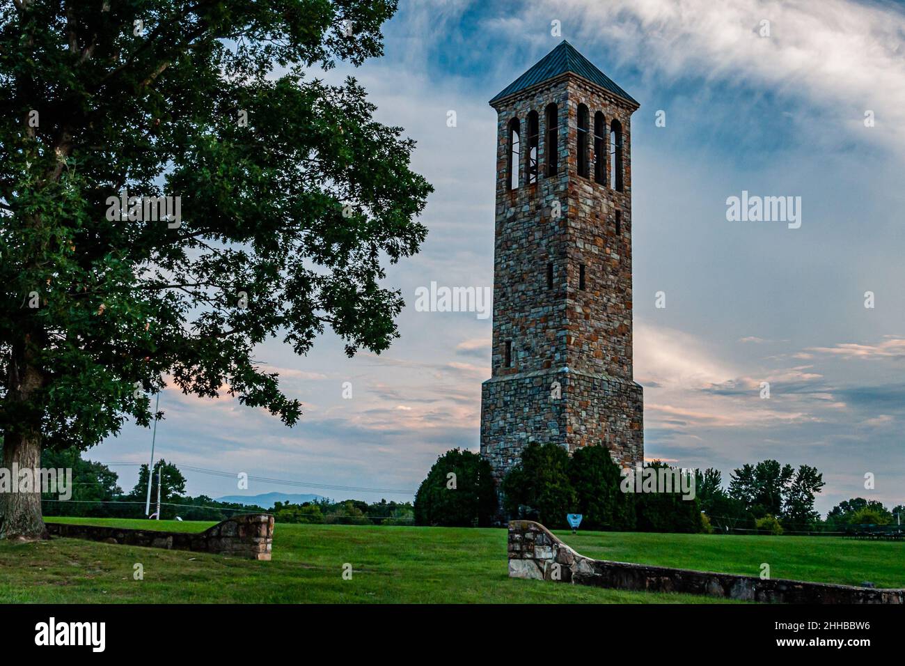 Singing tower hi-res stock photography and images - Alamy