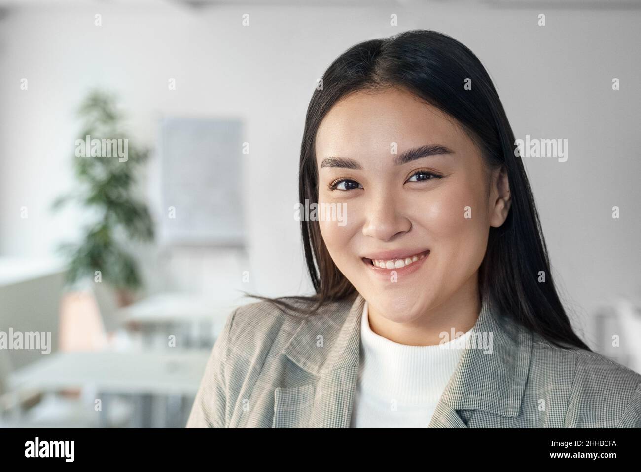 Young happy smiling asian business woman corporate staff closeup face ...