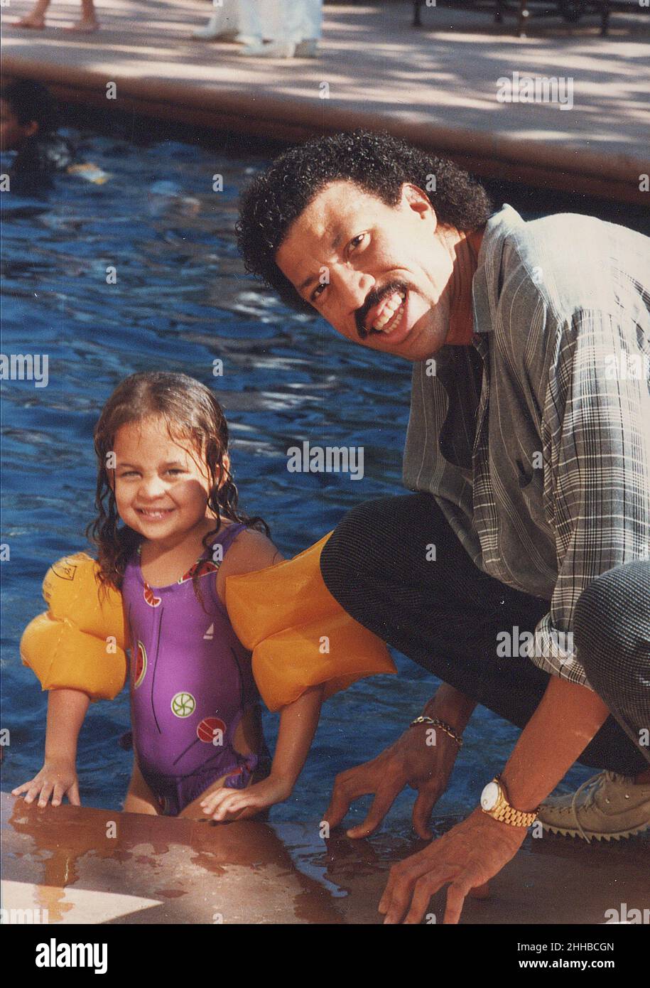 LOS ANGELES, CA - 1985: Lionel Richie & his daughter Nicole Richie ...