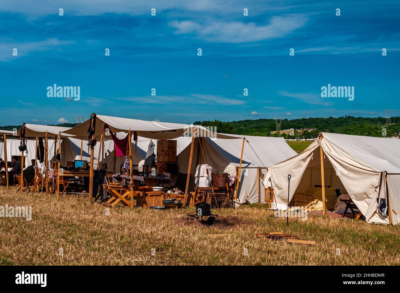 Federal camp hi-res stock photography and images - Alamy