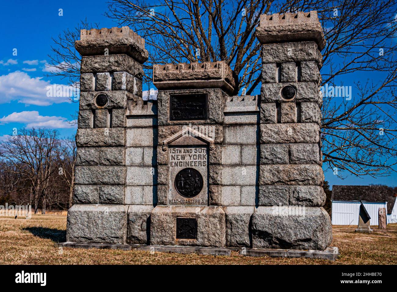 50th new york engineers building hi-res stock photography and images ...