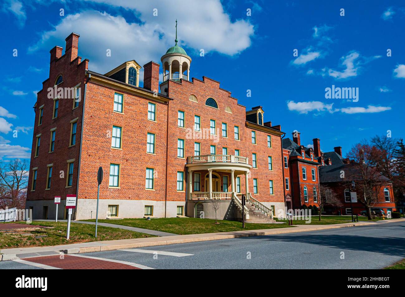 Gettysburg pennsylvania schmucker hall hi-res stock photography and ...