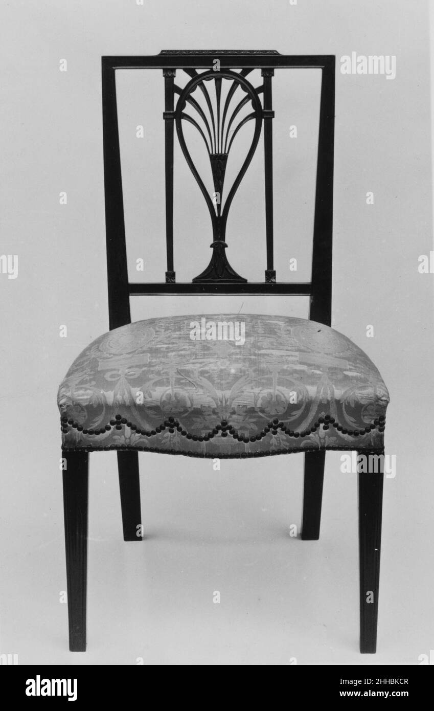 Hepplewhite chair hi-res stock photography and images - Alamy