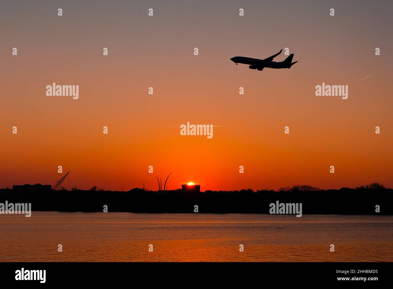 Washington dc sunrise photography hi-res stock photography and images ...