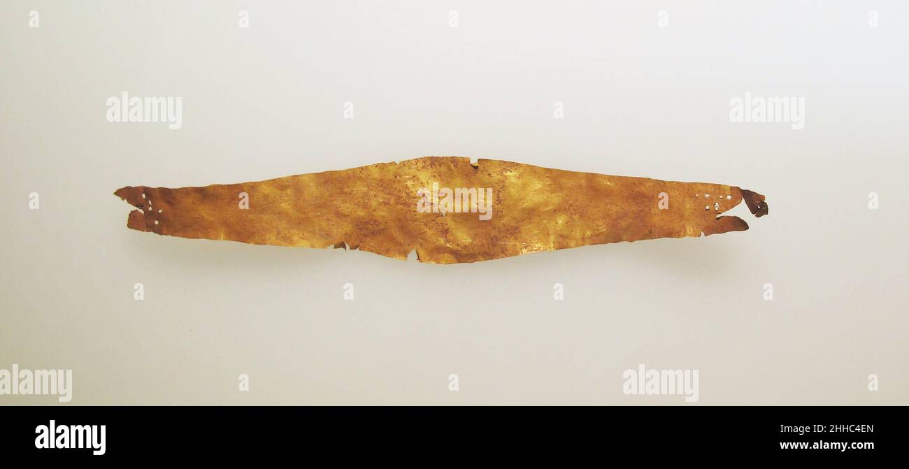 Gold leaf frontlet hi-res stock photography and images - Alamy