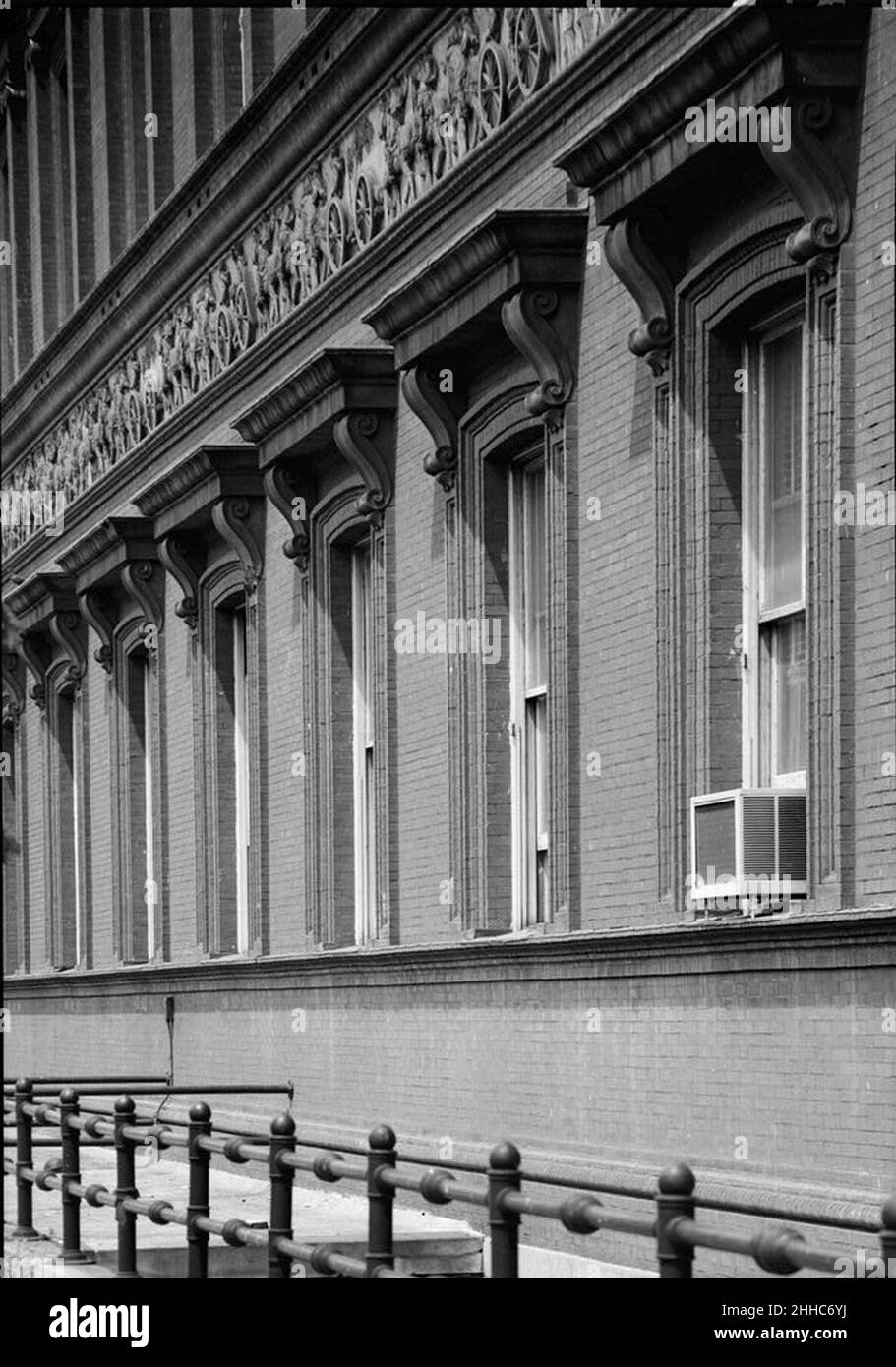 SOUTH FACADE, DETAIL, FIRST FLOOR WINDOWS - Pension Building Stock ...