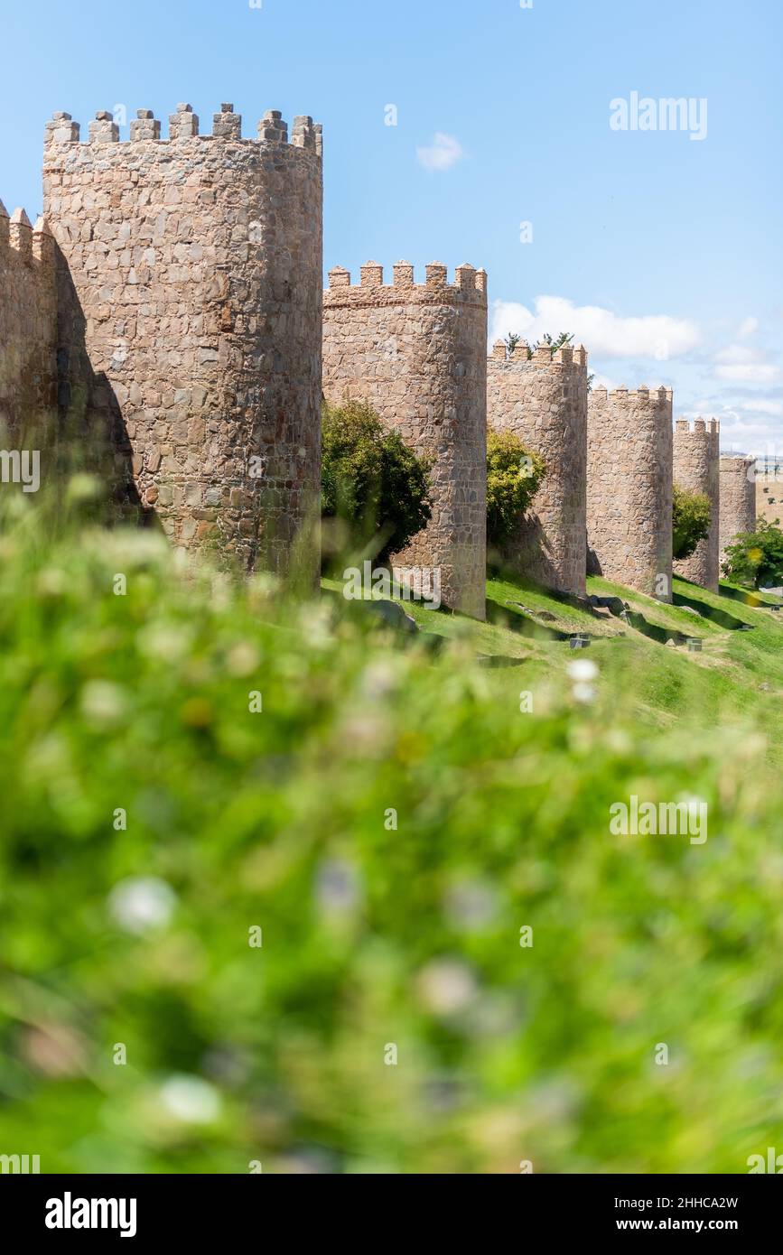 Old stone walls ancient hi-res stock photography and images - Alamy