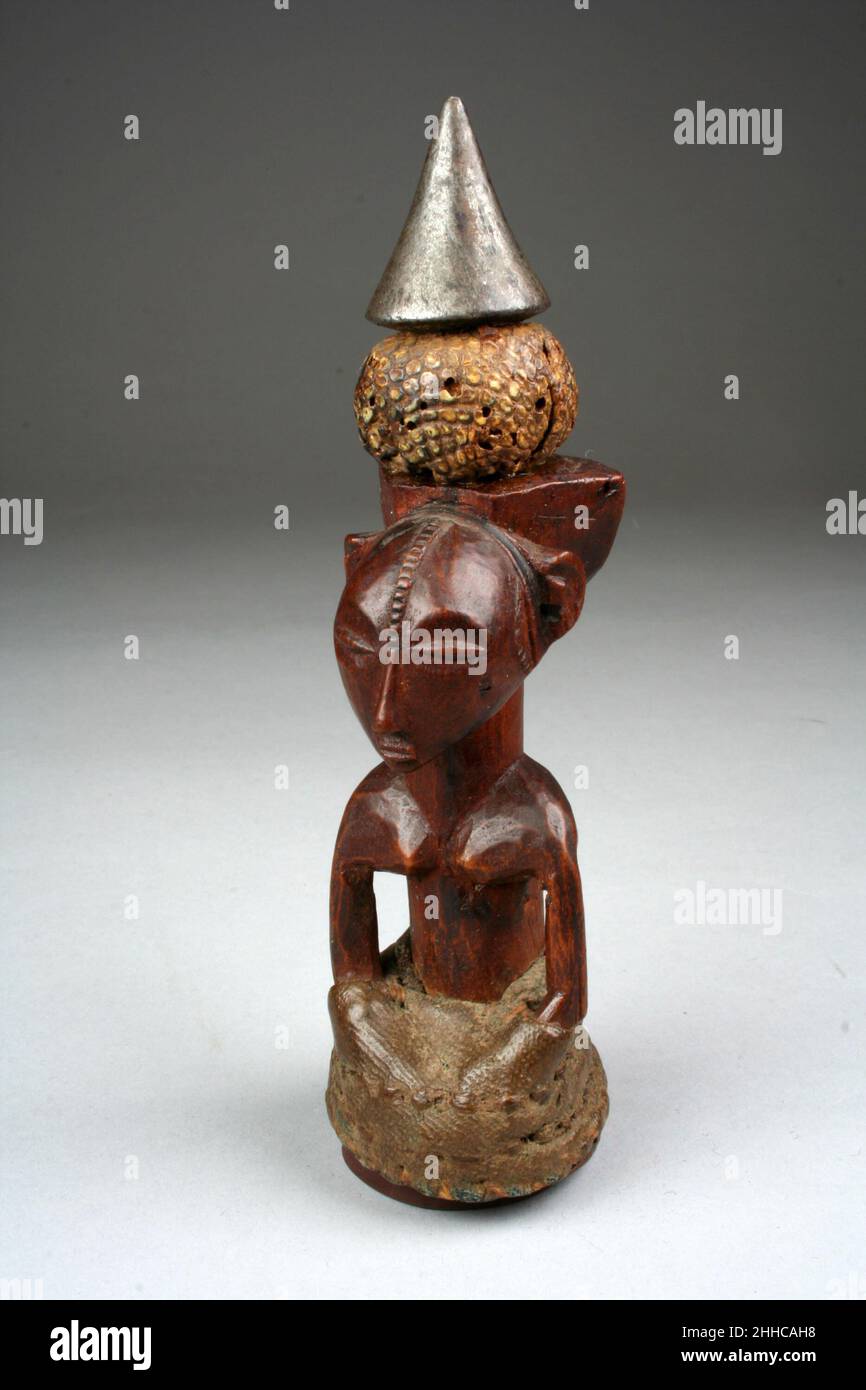 Power Figure: Seated Female (Nkisi) 19th century Kusu peoples. Power ...