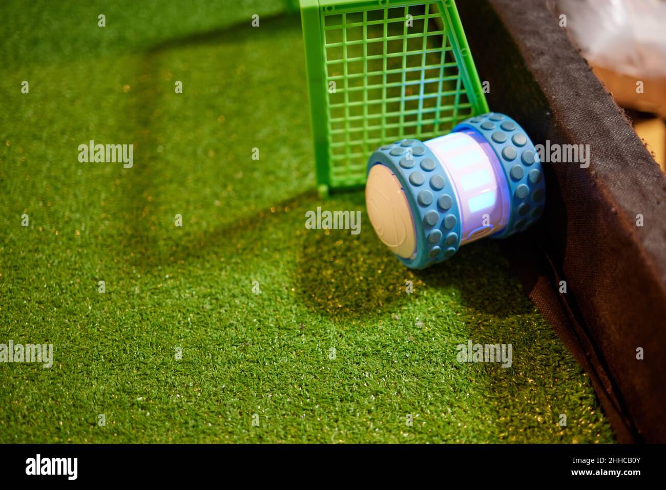 Mobile self-propelled robot. Mobile crawler robot with arm manipulator ...