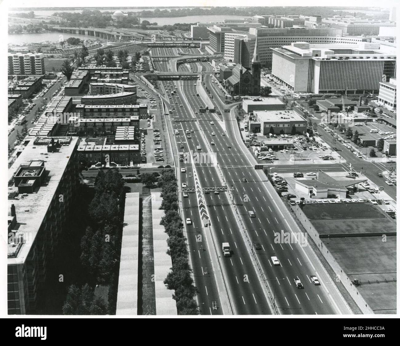 Southwest freeway aerial 59f184a6d73378fce246ae0b41e343b3 Stock Photo ...