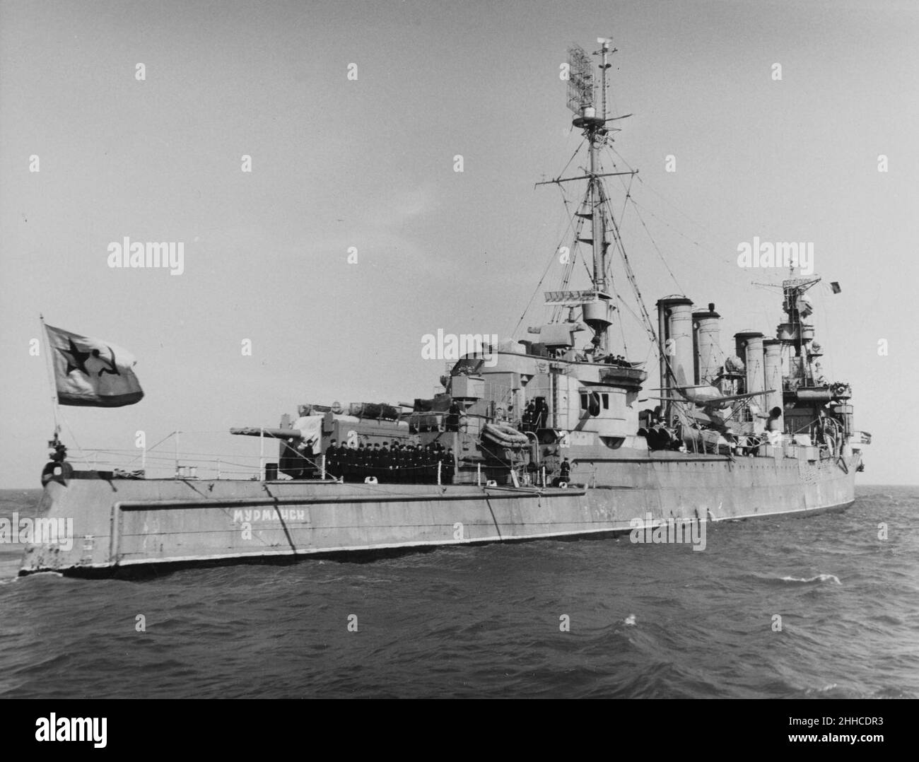 Soviet cruiser Murmansk off Lewes, Delaware (USA), on 8 March 1949 ...