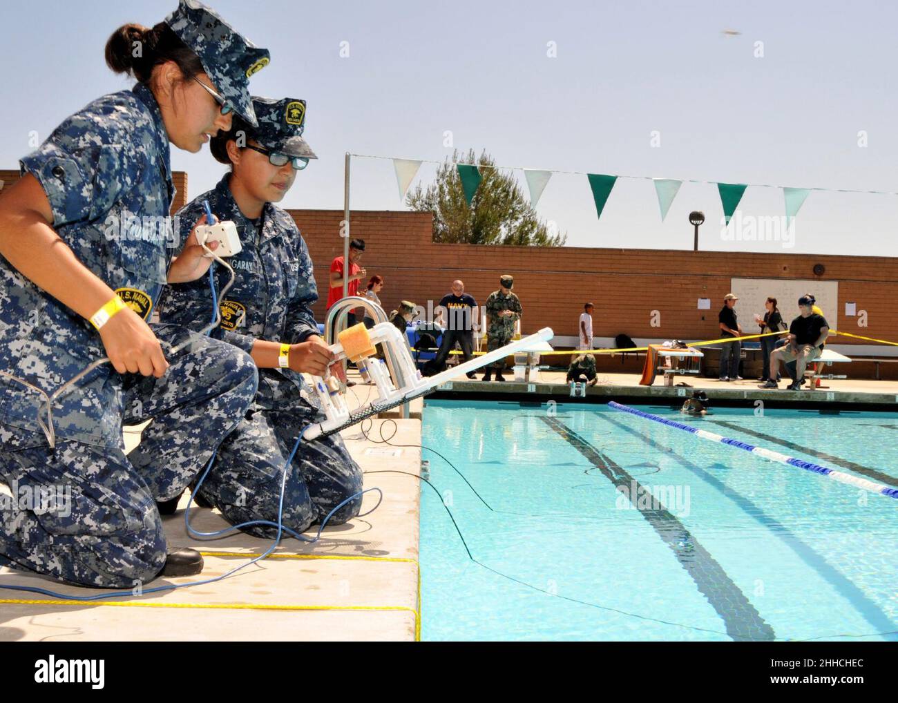 SPAWAR supports SeaPerch San Diego STEM event 130427 Stock Photo - Alamy