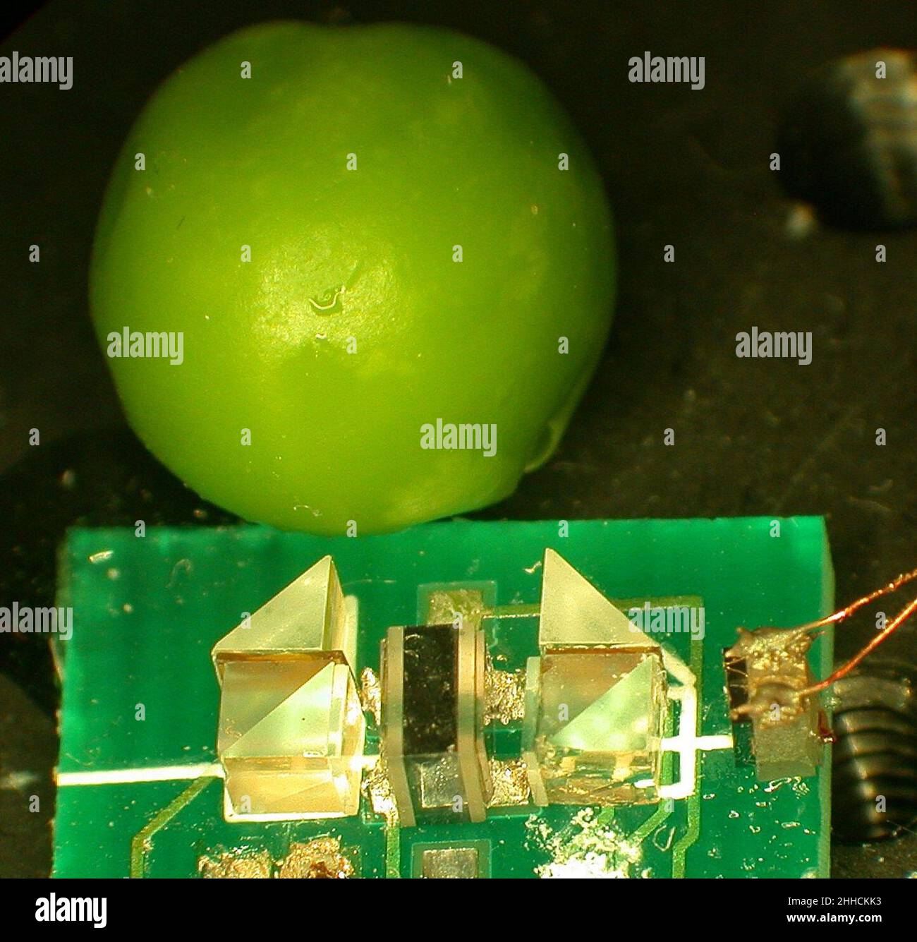 Spectrometer; Precision Laser Calibration (5881386463 Stock Photo - Alamy