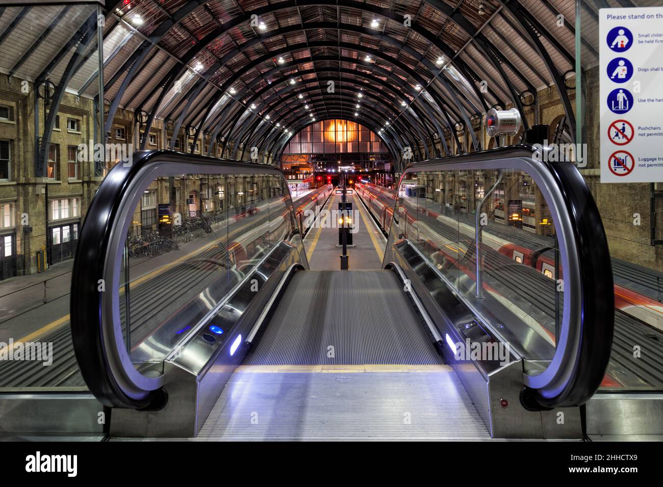 London Kings Cross railway station early in the morning, view from the ...