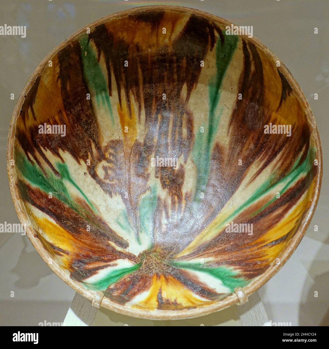 Splashed ware bowl, Iran, Abbasid, late 800s AD, ceramic, green and ...