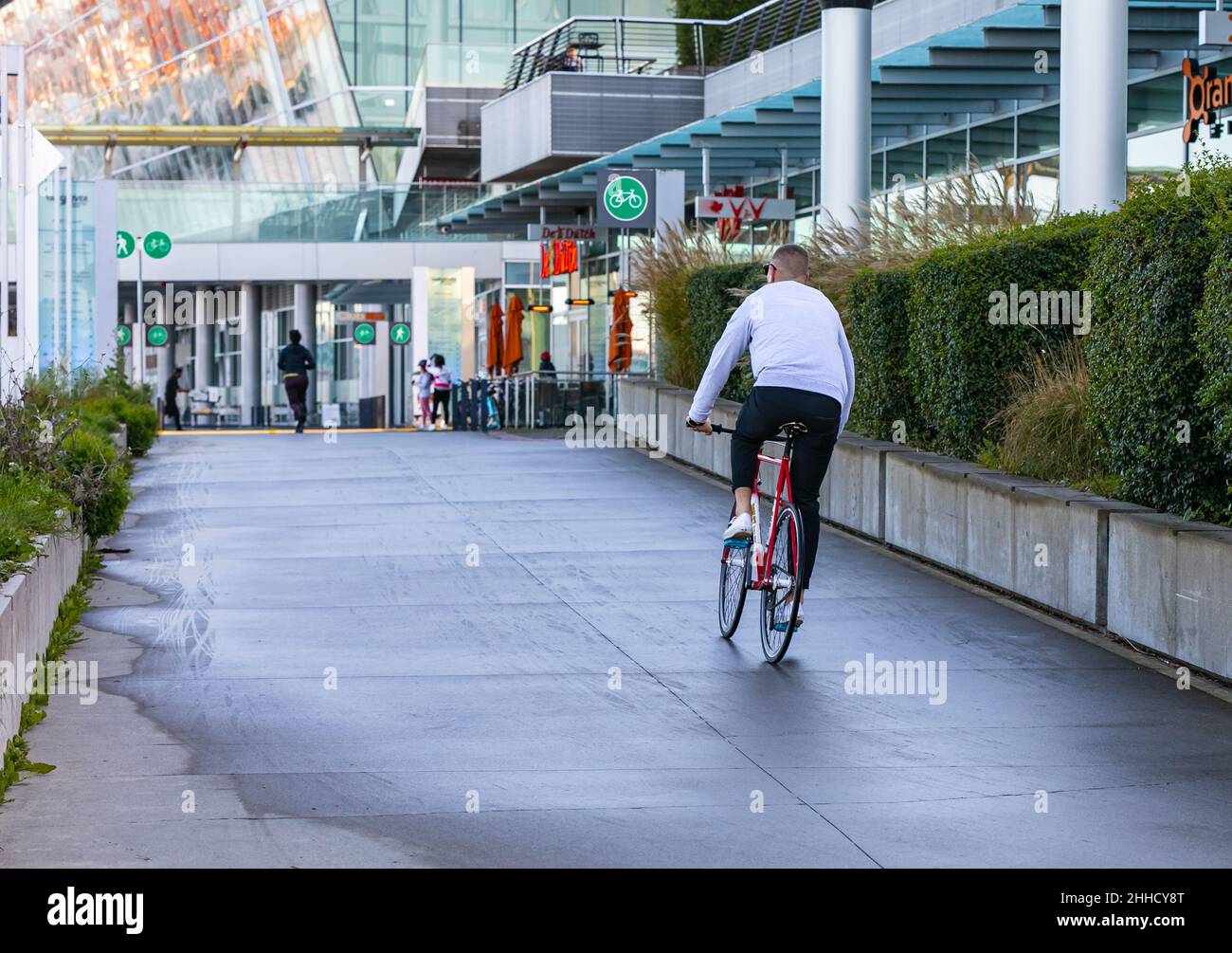 Cyclist active man ride hi-res stock photography and images - Alamy