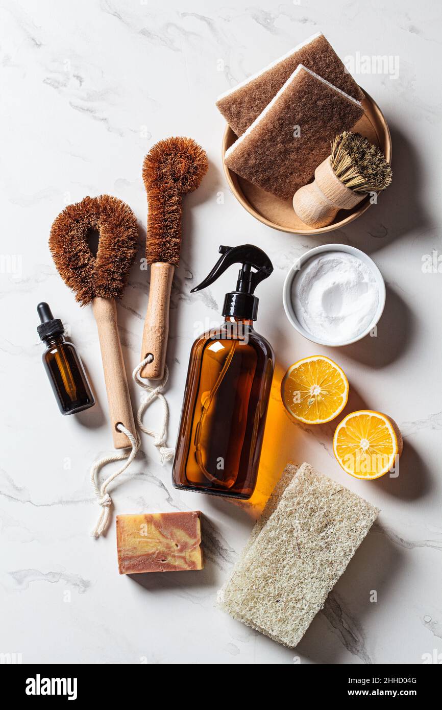 Eco home cleaning accessories. Natural brushes, sponges and organic ...