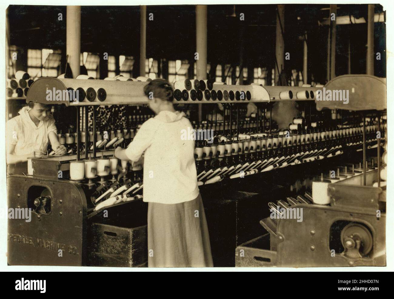 Spooler tenders - 14 years old. Berkshire Cotton Mills Stock Photo - Alamy