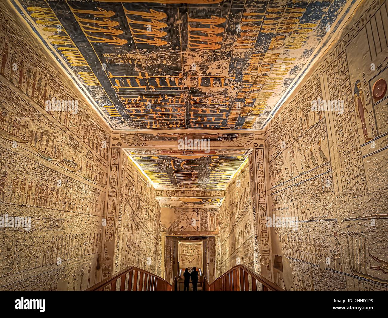 Egyptian pharaoh ramses v hi-res stock photography and images - Alamy