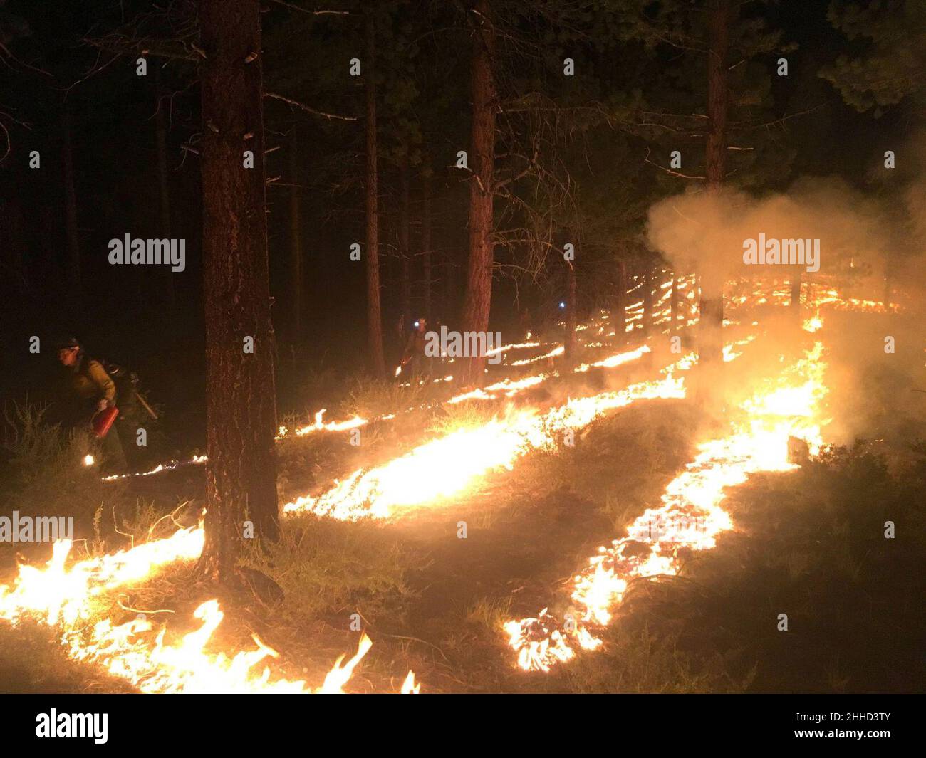 Springs Fire Night Firing Stock Photo - Alamy