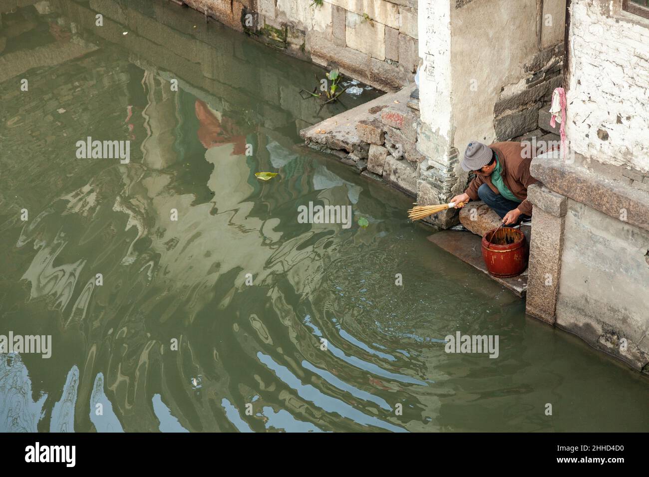 Hand washing steps hi-res stock photography and images - Alamy