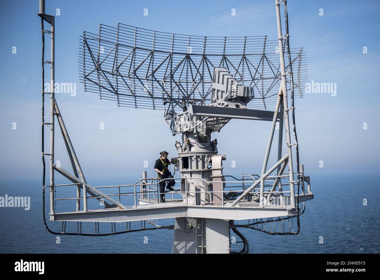 SPS-49 radar aboard USS Harry S. Truman (CVN-75) in March 2016 Stock Photo - Alamy
