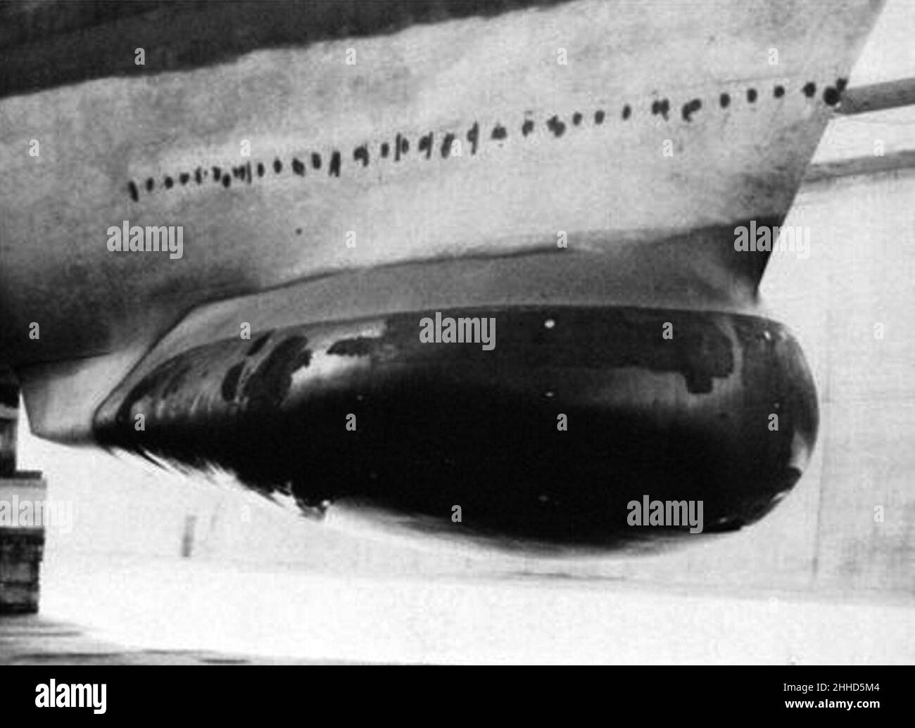 SQS-26 sonar of USS William H. Standley (CG-32) in a dry dock at the ...
