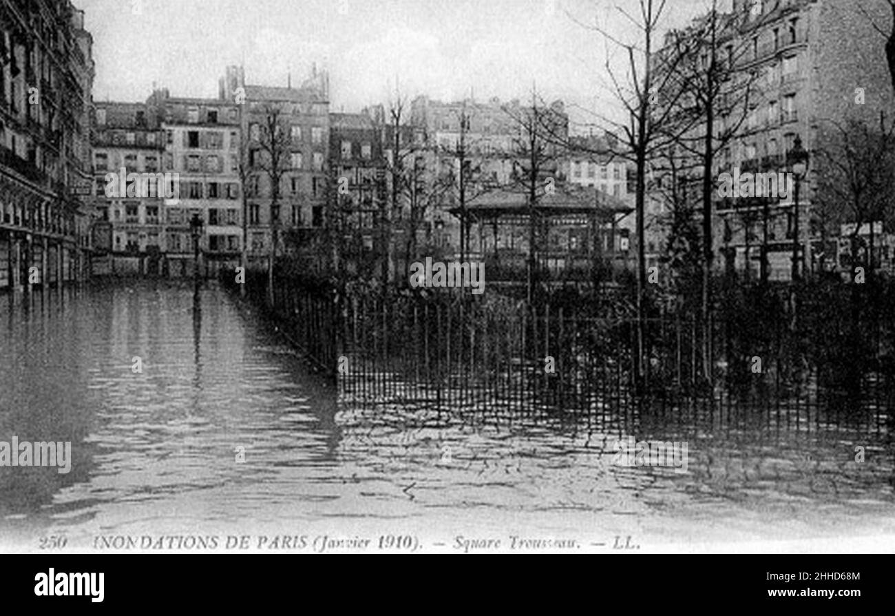 Trousseau 1910 hi-res stock photography and images - Alamy