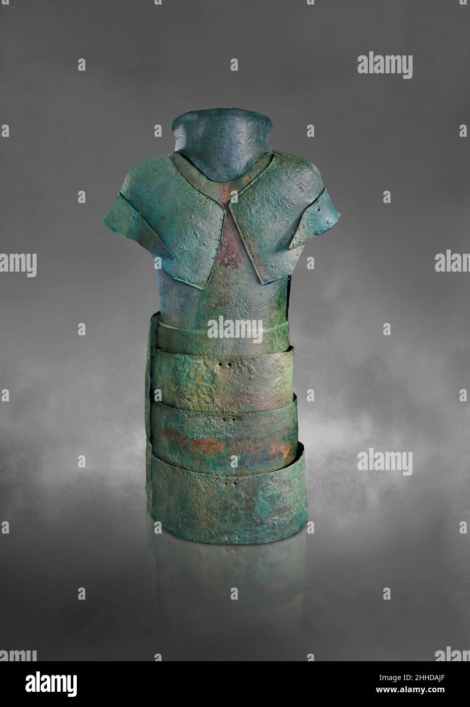 Mycenaean suit of bronze amour, The Armor of Dendra, from the "Tomb of ...