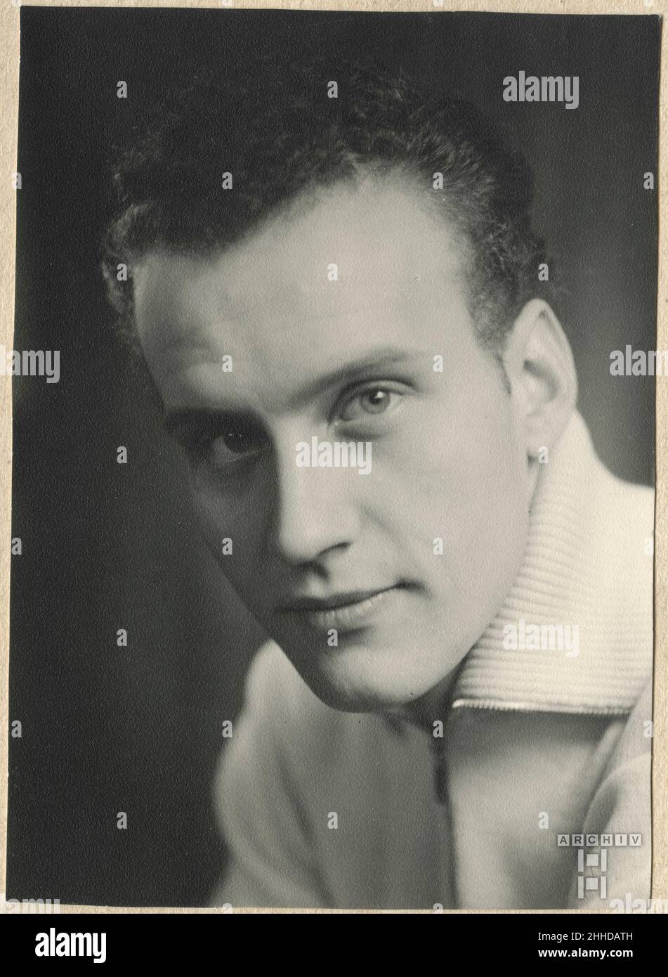 1950s portrait male hi-res stock photography and images - Alamy