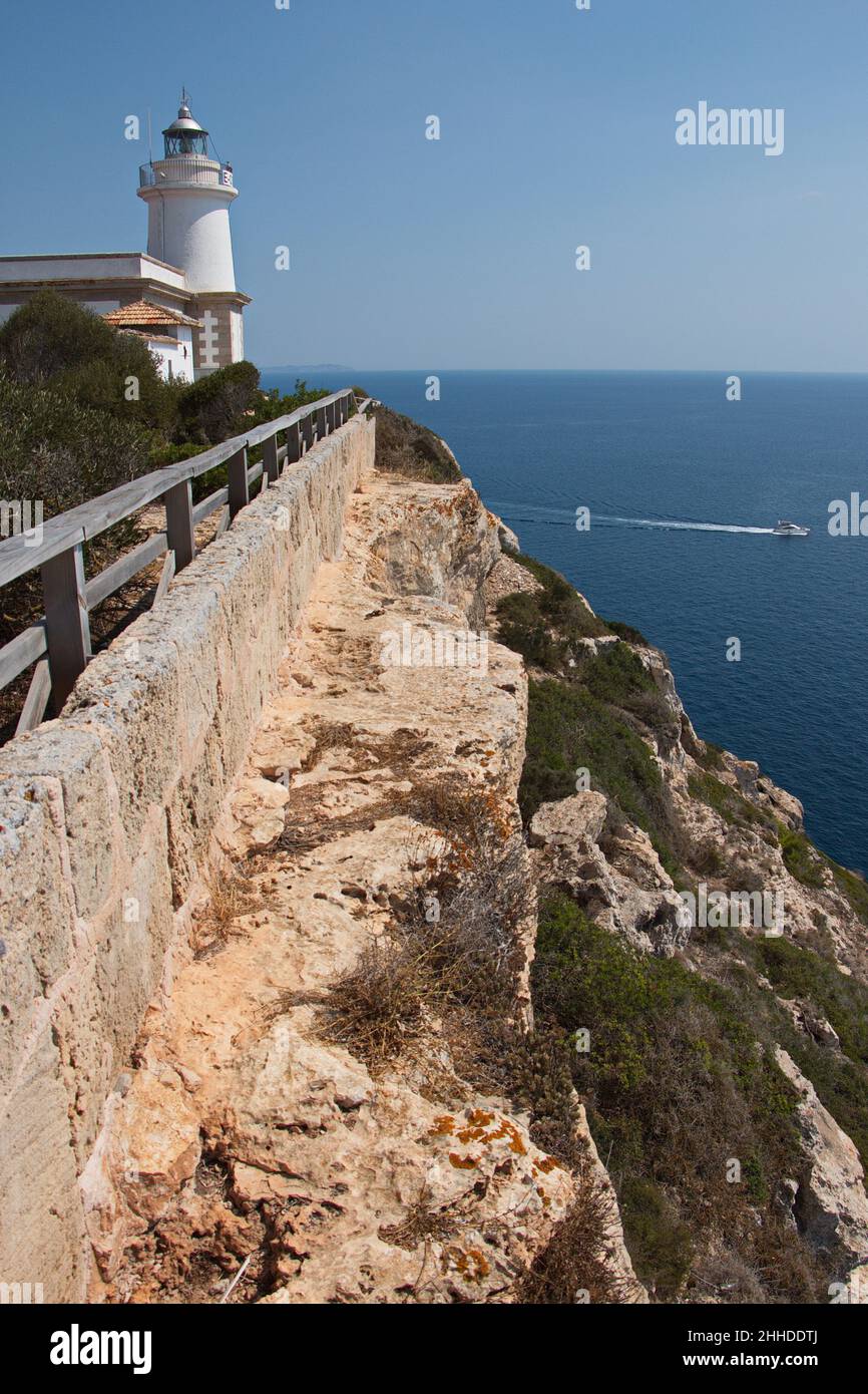 Lighthouse far de cap hi-res stock photography and images - Alamy