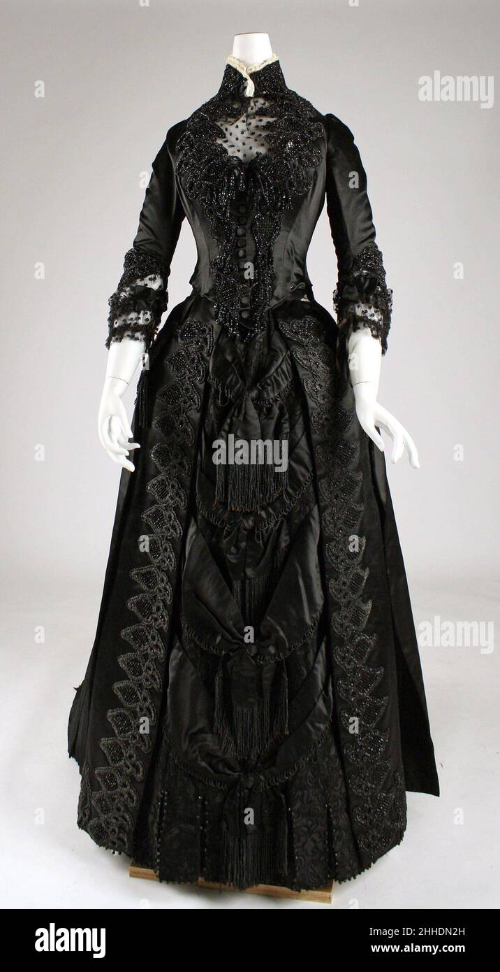 Victorian dress sewing pattern hi-res stock photography and images - Alamy