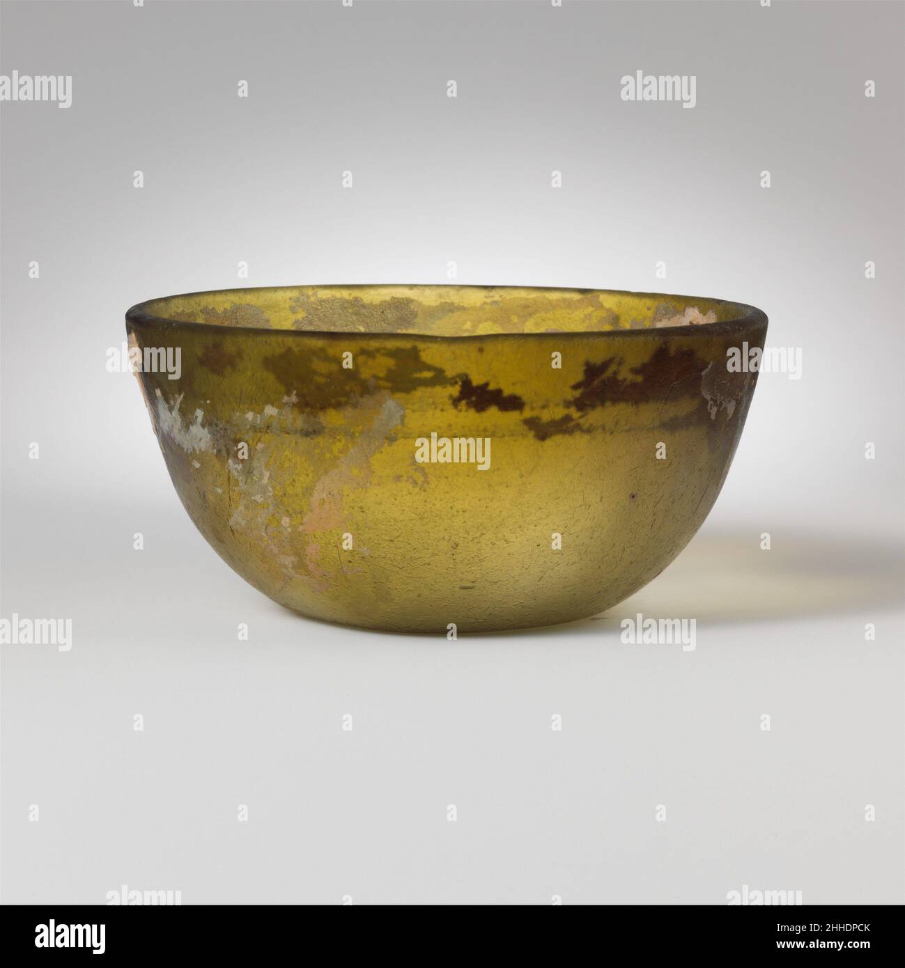 Convex and concave surfaces hi-res stock photography and images - Alamy