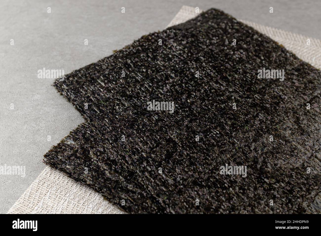 Square Korean food made of dried seaweed Stock Photo - Alamy