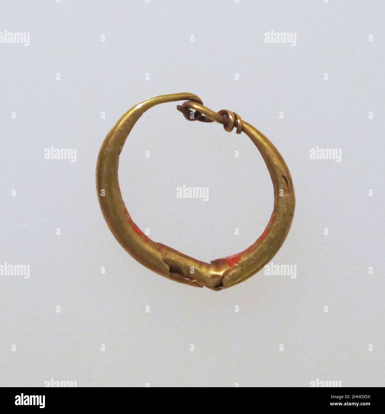 Earring-loop type, plain. Earring-loop type, plain. Gold. Gold and ...