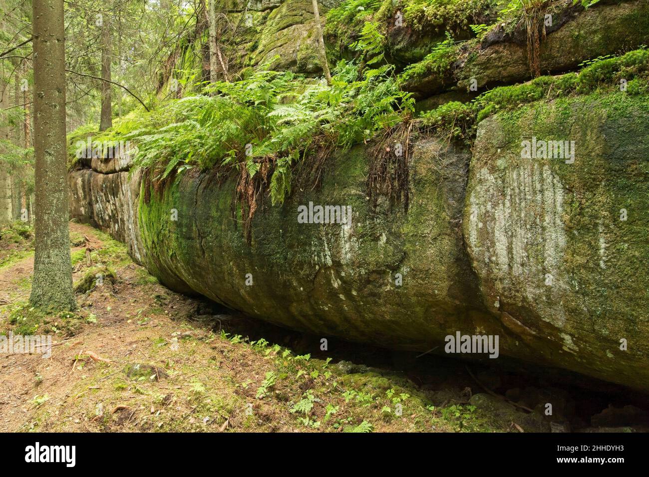 Sculpted rock formation hi-res stock photography and images - Alamy