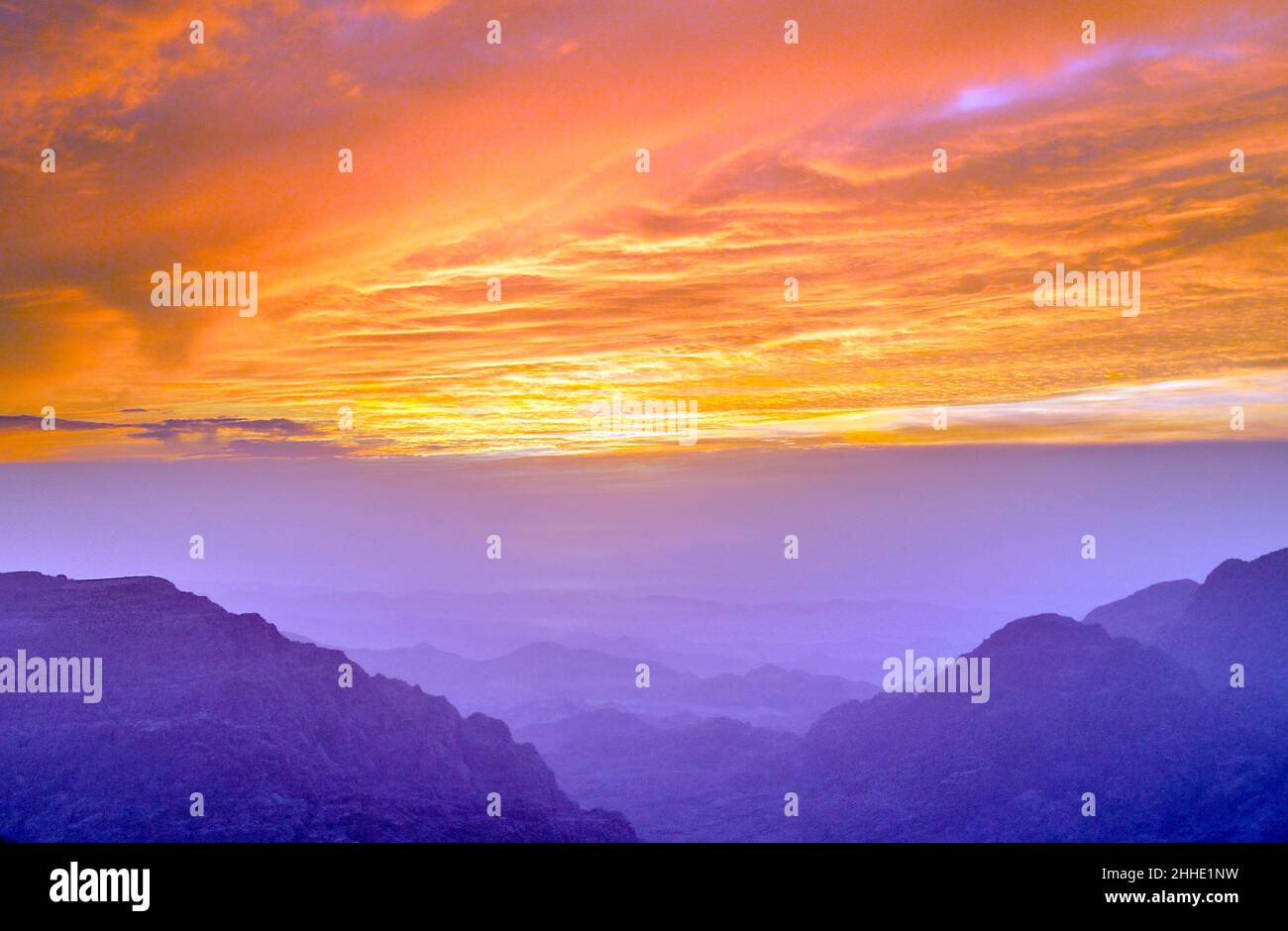 Sunset in the desert of Petra in Jordan Stock Photo - Alamy