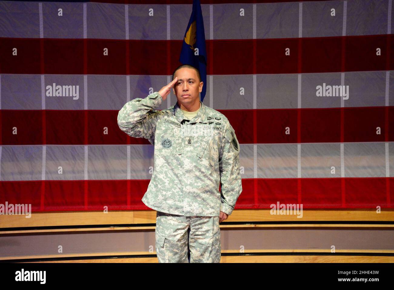 Staff & Faculty Change of Responsibility DSC 5356 (17980402624 Stock Photo - Alamy