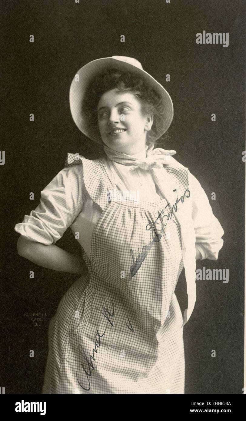 Stage actress Alma Reynolds Davis Stock Photo - Alamy